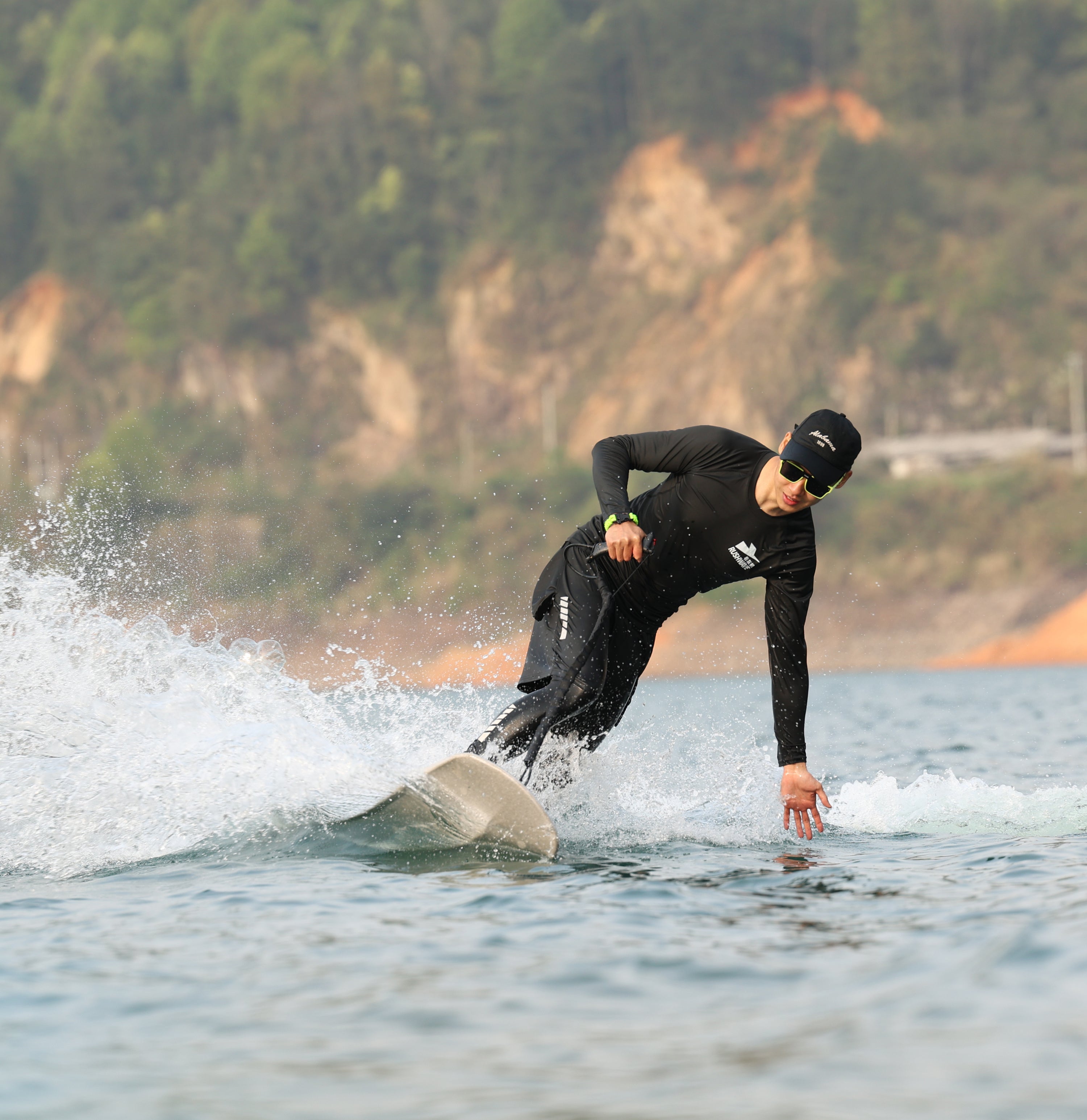 RUSH WAVE | Electric Surfboard - Canada & USA